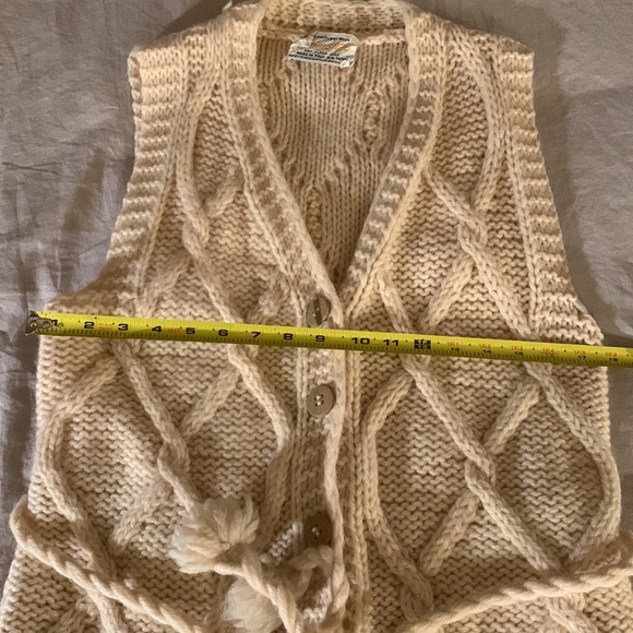 Primstyle | Sweaters | Vintage Primstyle Wool Hand Knit Cream Vest ...